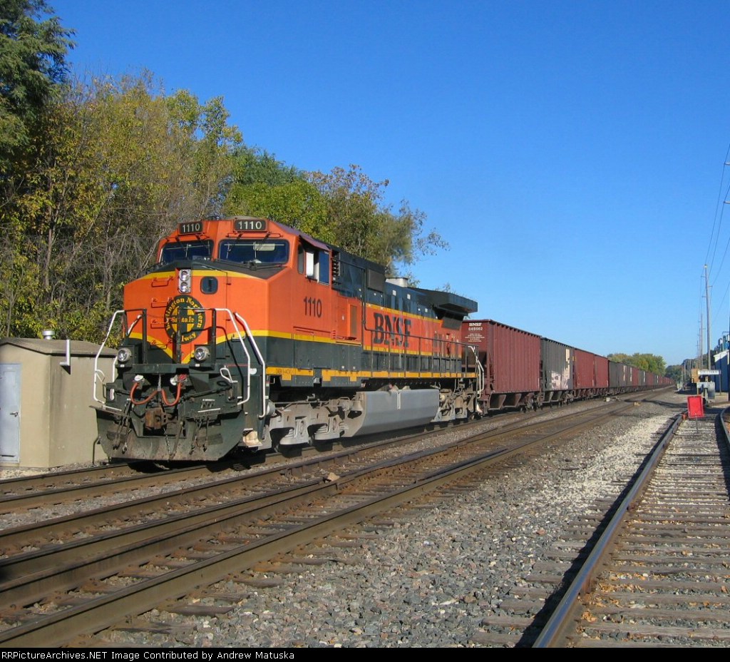 BNSF 1110